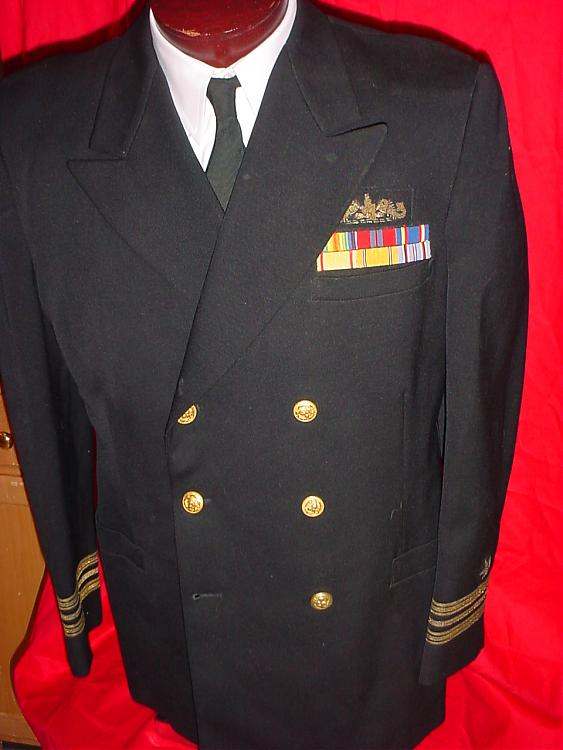 Interesting WWII USN Sub Officers Uniform - NAVAL & SEA SERVICE ...