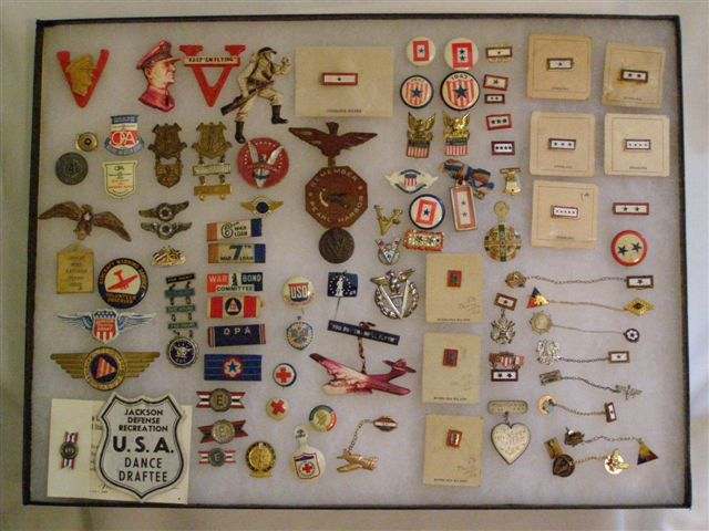 Plastic pin - HOMEFRONT & THE WAR EFFORT - U.S. Militaria Forum