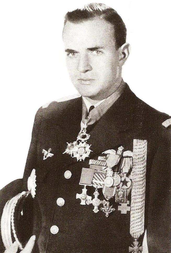 DSC, Silver Star & AM to an FAF/RAF pilot? - MEDALS & DECORATIONS - U.S ...