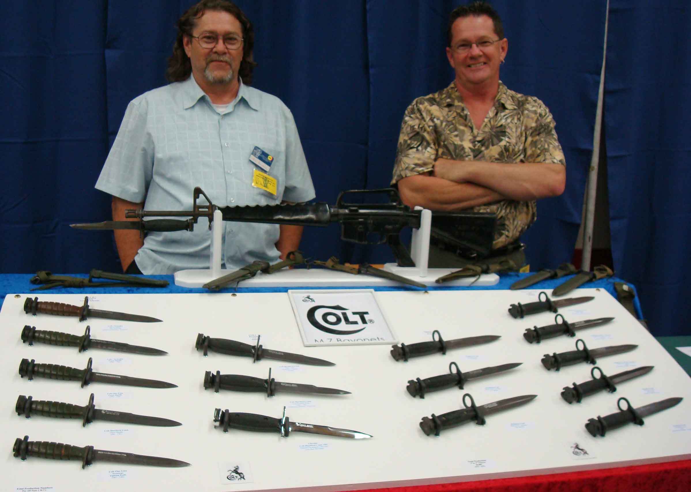 COLT M7 BAYONET DISPLAY - EDGED WEAPONS - U.S. Militaria Forum