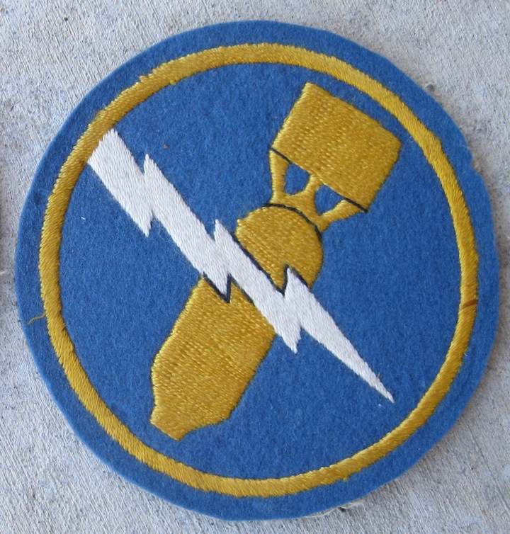 461st Bomb group (H) crude theater made DIs. - DISTINCTIVE UNIT ...