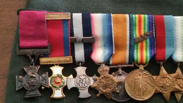 Captan Royal Navy Victorian Cross and Distinguished Service Cross ...