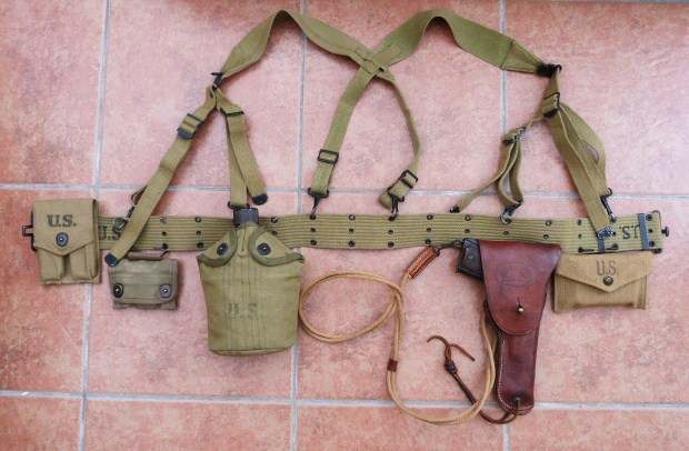 WW2 officer's pistol rig. - FIELD & PERSONAL GEAR SECTION - U.S ...