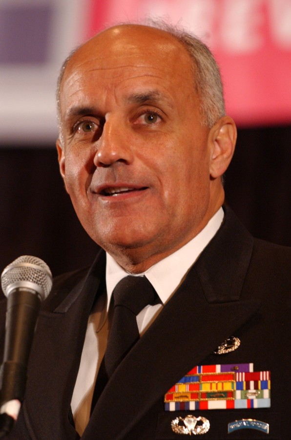 Vice Admiral wearing an Army Good Conduct Medal? - MEDALS & DECORATIONS ...