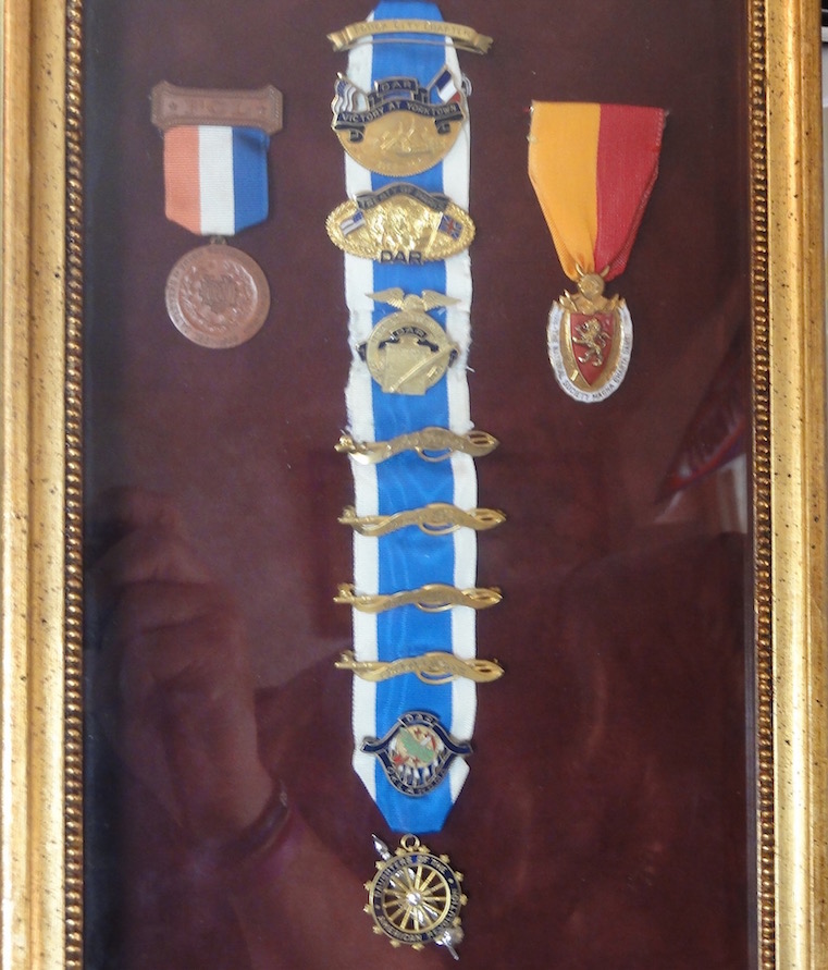 DAR - MEDALS & DECORATIONS - U.S. Militaria Forum