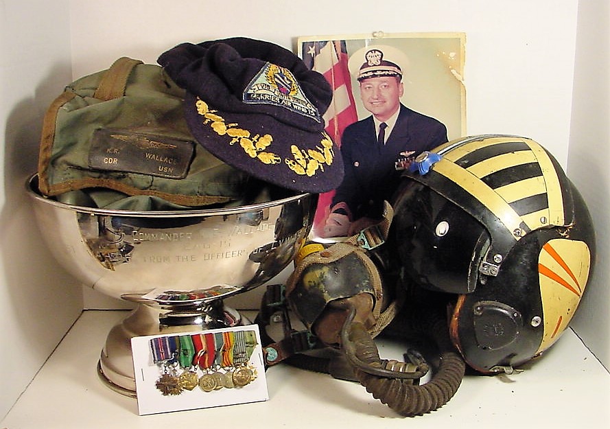 USN Capt. KENNETH WALLACE 3 time Blue Angel & 2 WAR Vereran - GROUPINGS ...