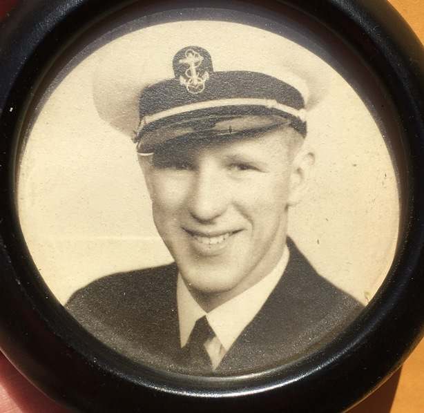 Posthumous WWII Navy DFC Group - My Veterans Day Posting - MEDALS ...