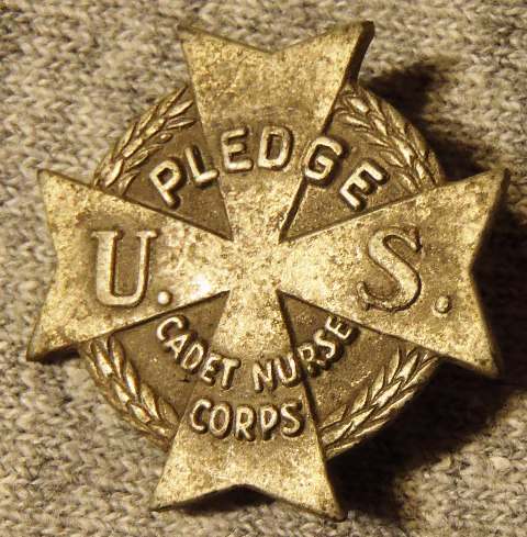 Cadet Nurse Corps Pledge Pin - WOMEN'S SERVICES - U.S. Militaria Forum