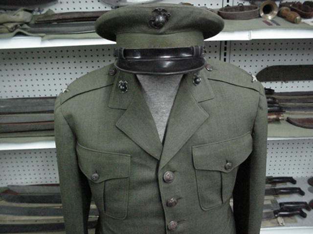 Medal of Honor uniform at thrift store 2017 - UNIFORMS - U.S. Militaria ...