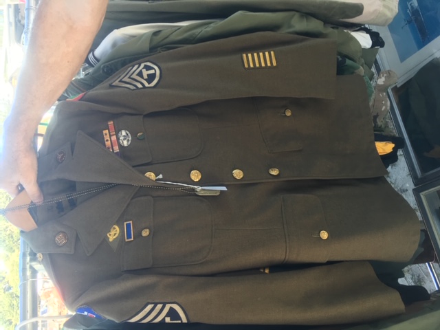 24th ID Combat medic jacket - CHAPLAIN & MEDICAL UNIFORMS - U.S ...