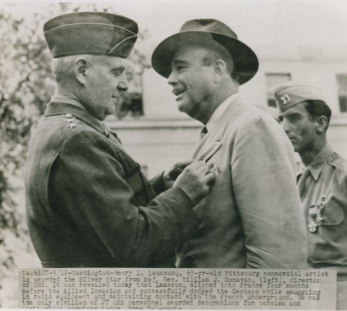WWII medal award photos - Tibbets, Marine MOH and more - EPHEMERA ...