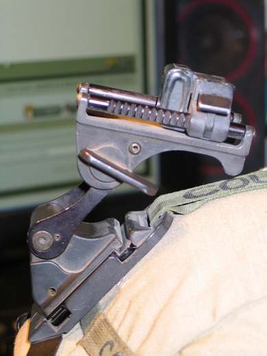 PASGT NVG mount - MODERN COMPOSITE HELMETS - U.S. Militaria Forum