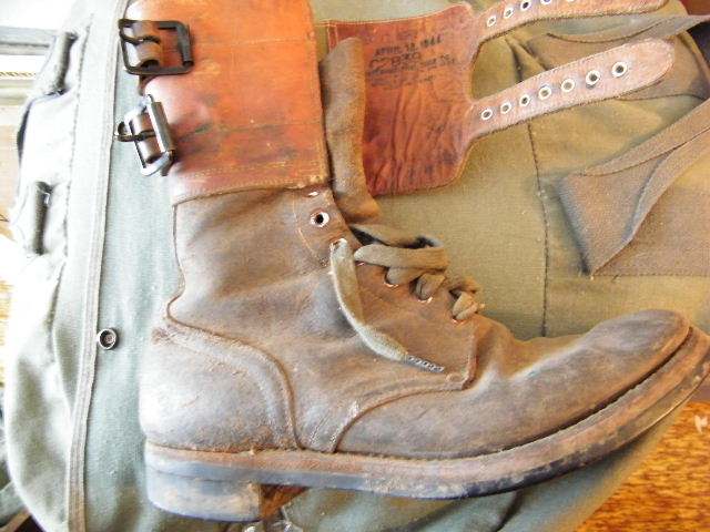 WWII Combat Boots ? - FIELD & PERSONAL GEAR SECTION - U.S. Militaria Forum