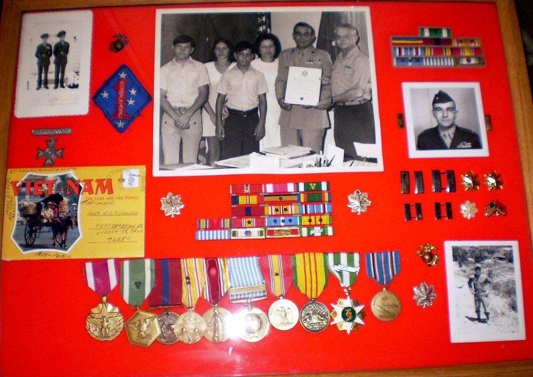 Small grouping of Lt Col Robert Simonis, USMC - GROUPINGS PAGE - U.S ...