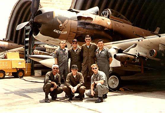 Vietnam war era 18th SOS Patch-We Hunt at Night - AIR FORCE (USAAF IS ...