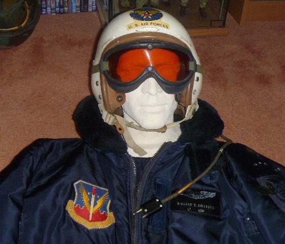 F-86 Pilot - UNIFORMS - U.S. Militaria Forum
