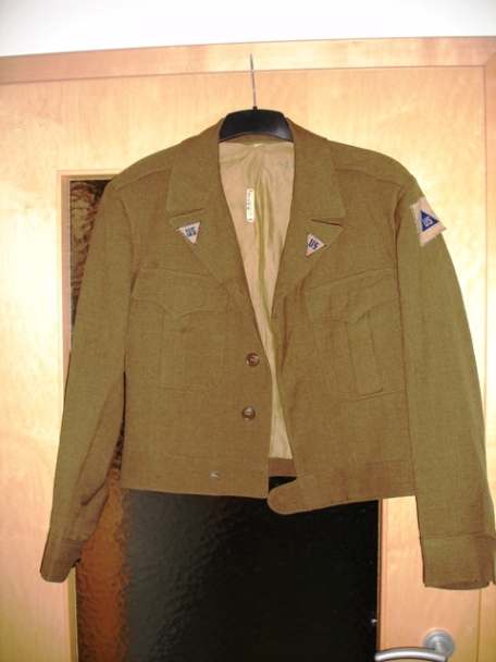 Ike Jackets with Noncombatant Insignia - UNIFORMS - U.S. Militaria Forum