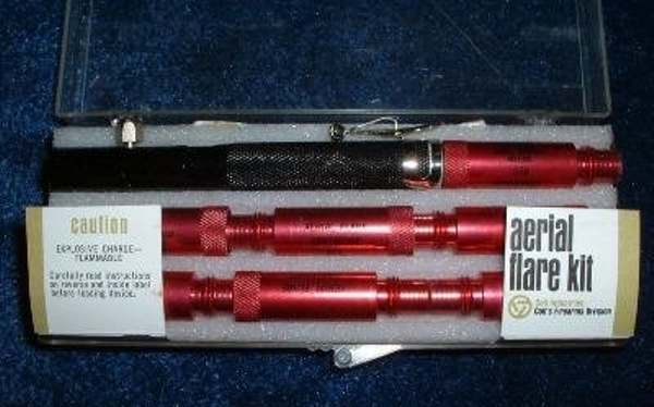 Civilian pen flare gun? - FIREARMS - U.S. Militaria Forum