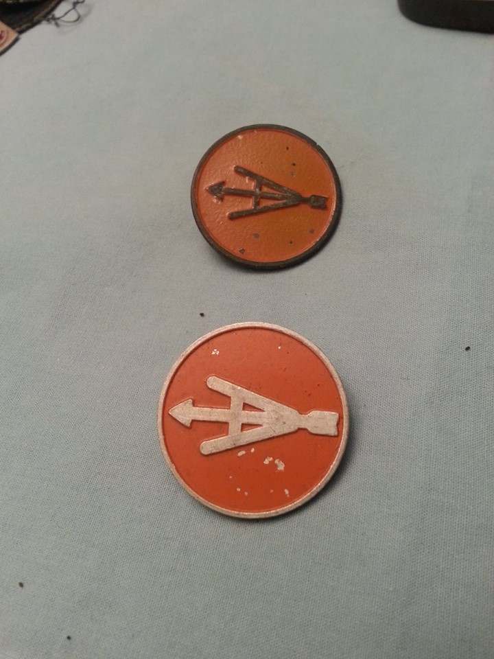 Need help identifying this WWII Army uniform pin - MISC MILITARIA - U.S ...