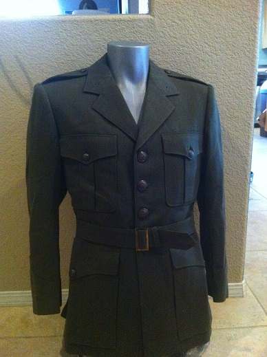 Plain USMC Mustang Officer's coat--served from 1926-1954 - UNIFORMS - U ...