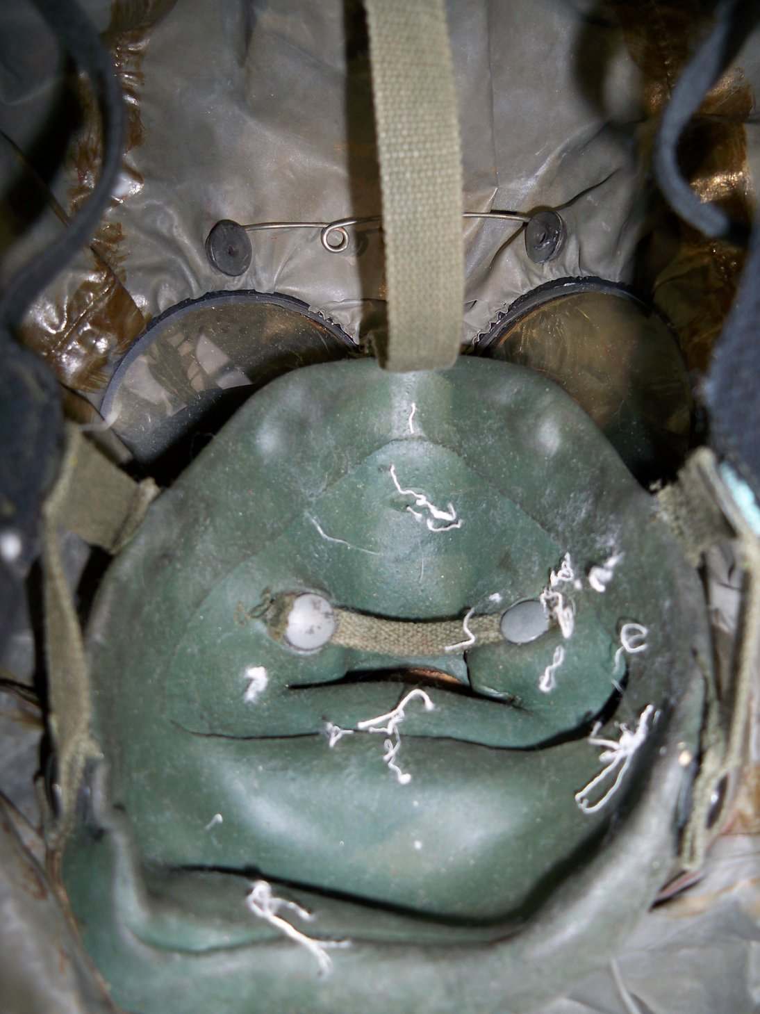 E15R3 gas mask - FIELD & PERSONAL GEAR SECTION - U.S. Militaria Forum