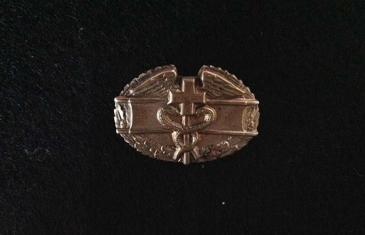 german made medic badge - ARMY (INCLUDING USAAC/AAF) - U.S. Militaria Forum
