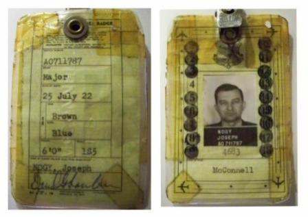 USAF Restricted area badge - EPHEMERA, PHOTOGRAPHS & MILITARY ARTWORK ...