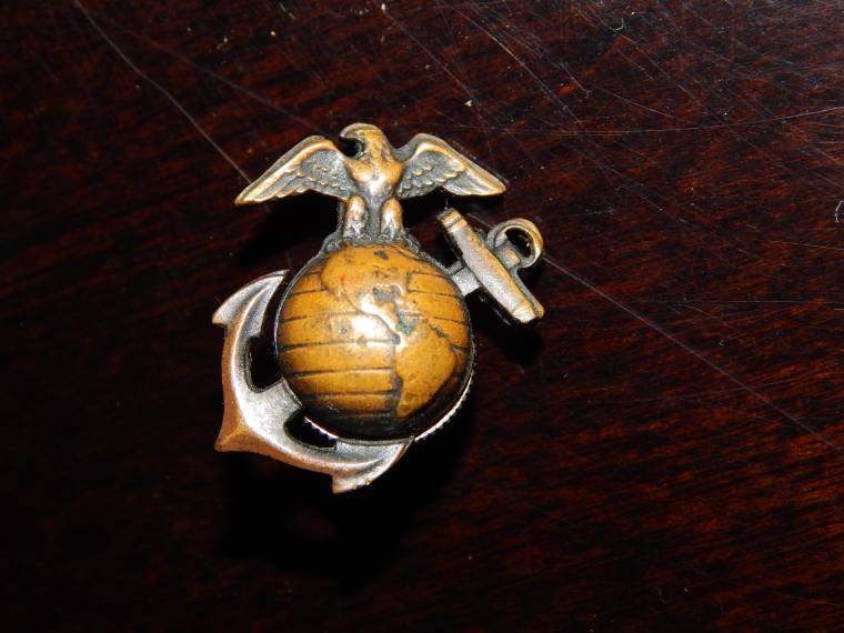 EGA Wings, Hat and Collar emblems - HOMEFRONT & THE WAR EFFORT - U.S ...