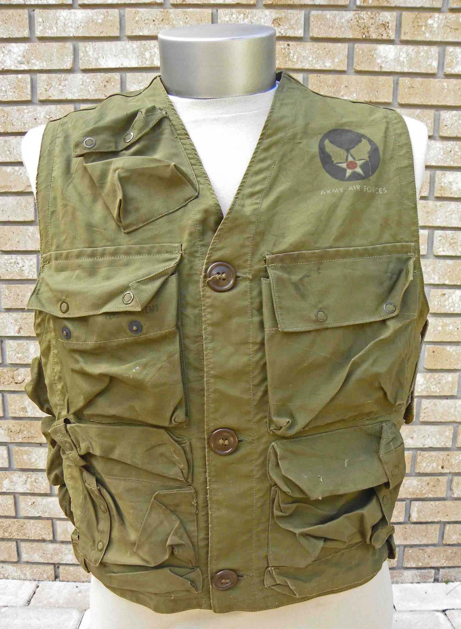 C-1 Vest at the Flea Mkt. - SURVIVAL GEAR - U.S. Militaria Forum
