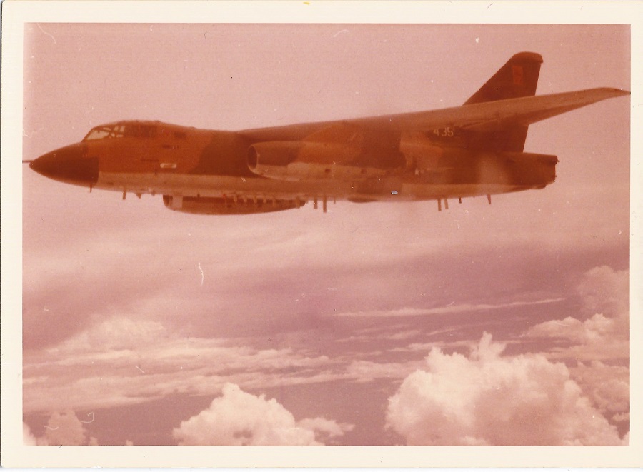 EB-66 #435 - EPHEMERA, PHOTOGRAPHS & MILITARY ARTWORK - U.S. Militaria ...