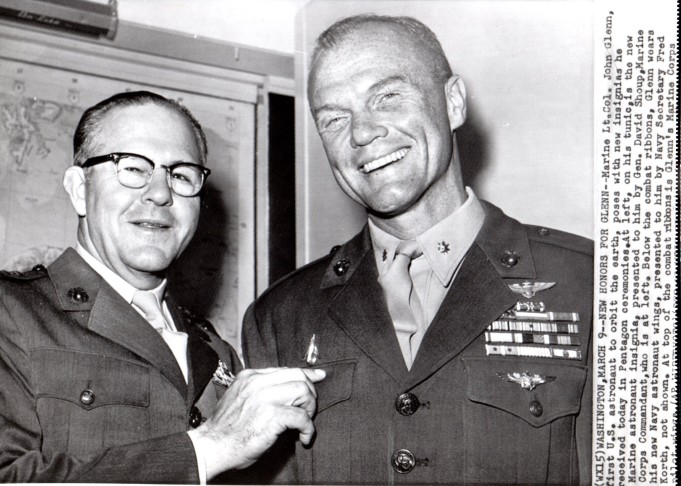 John Glenn's USMC Astronaut Insignia...... - WING BADGES - U.S ...