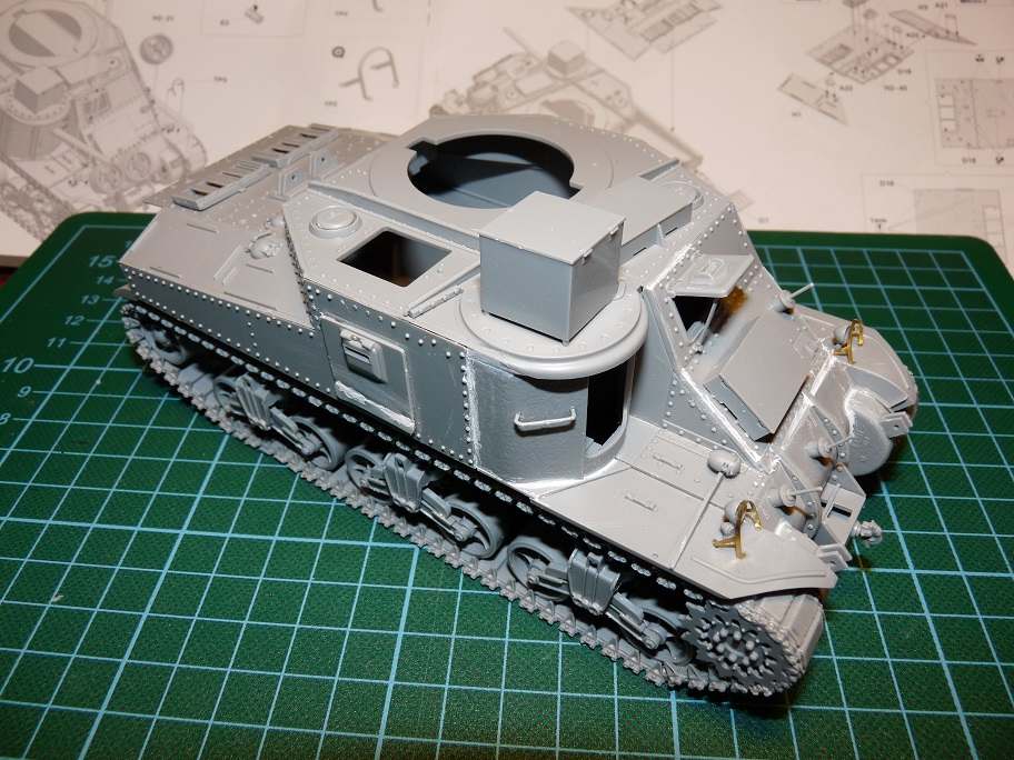 M31 Tank Recovery Vehicle helping Luther back on his feet - MODELING ...