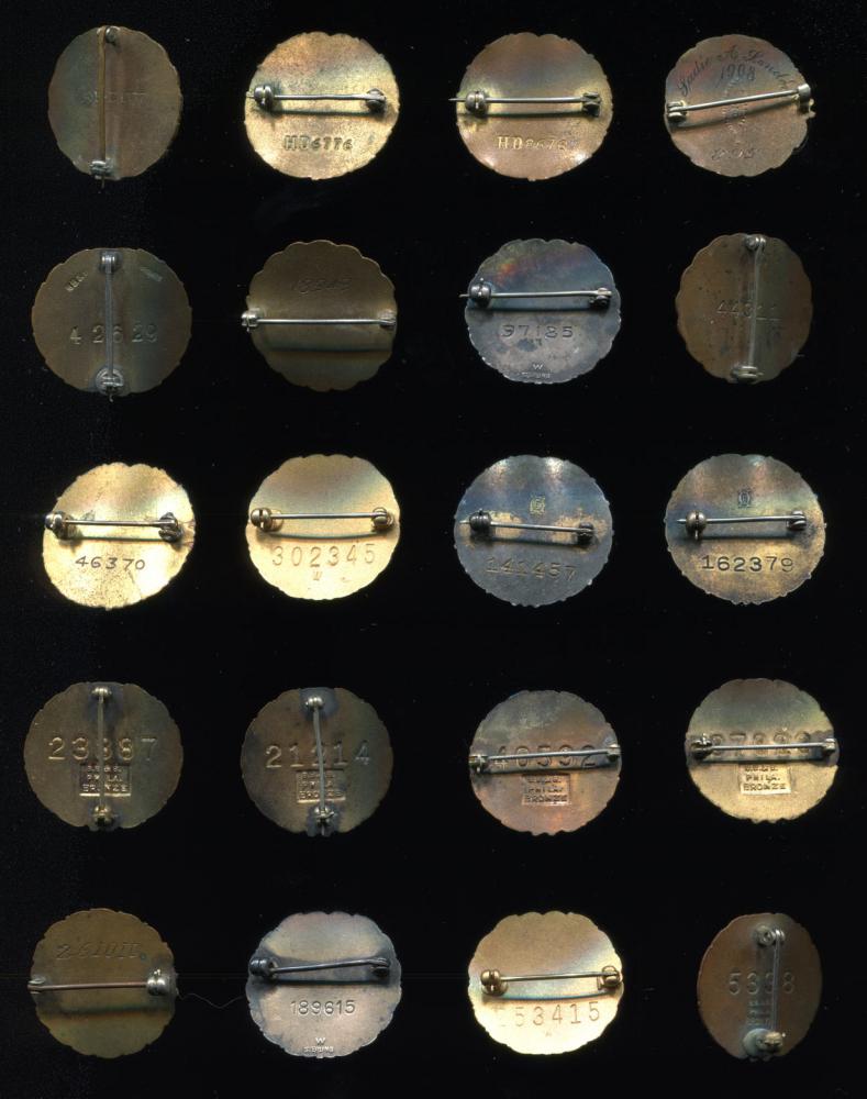 American Red Cross Insignia - Page 3 - WOMEN'S SERVICES - U.S ...