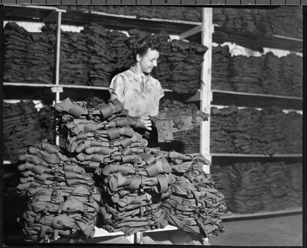 Bruce and thomas mfg company - FIELD & PERSONAL GEAR SECTION - U.S ...