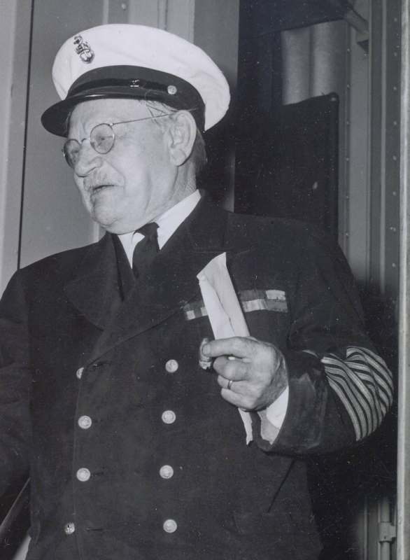 Chief George Sanderson, Oldest USN Sailor in WWII C.S.C. 12050 ...