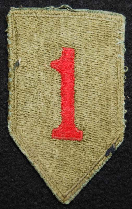 Is this a German made 1st Division shoulder patch? - ARMY AND USAAF - U ...