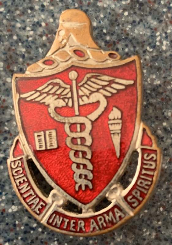 Walter Reed Pin Original? - BADGES, AWARDS, DUI, AND COLLAR BRASS - U.S ...