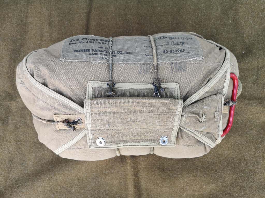 T5 Chest Pack Parachute (501st) - FIELD & PERSONAL GEAR SECTION - U.S ...