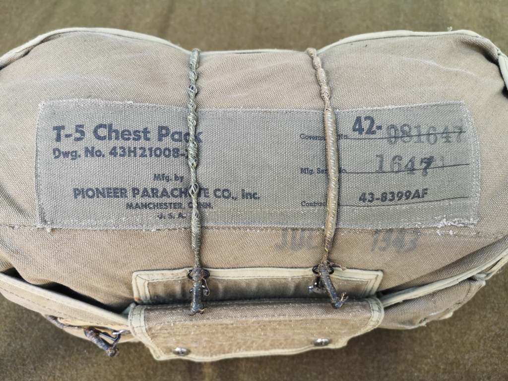T5 Chest Pack Parachute (501st) - FIELD & PERSONAL GEAR SECTION - U.S ...
