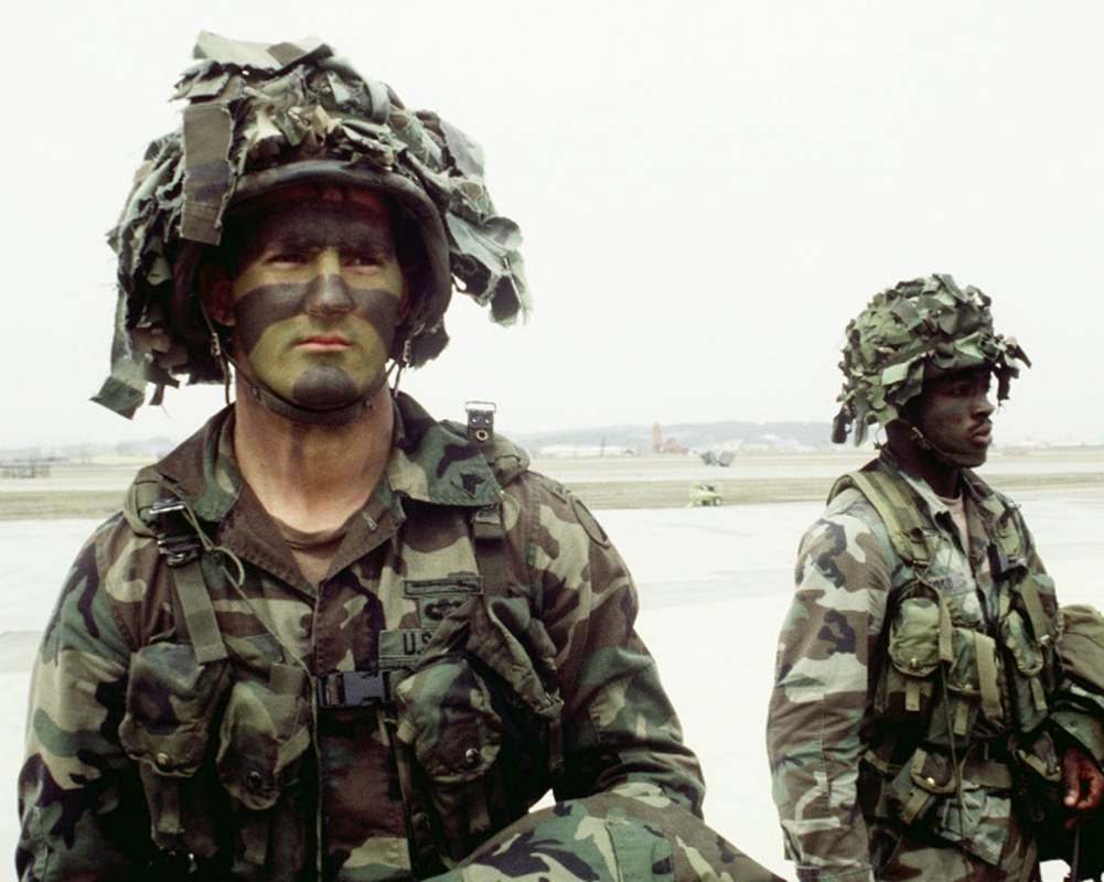 1986 Load Bearing Vest LBV & patrol pack experimental - FIELD ...