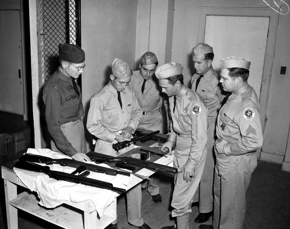 Patches in action: Photos of SSI being worn by the troops. - Page 188 ...