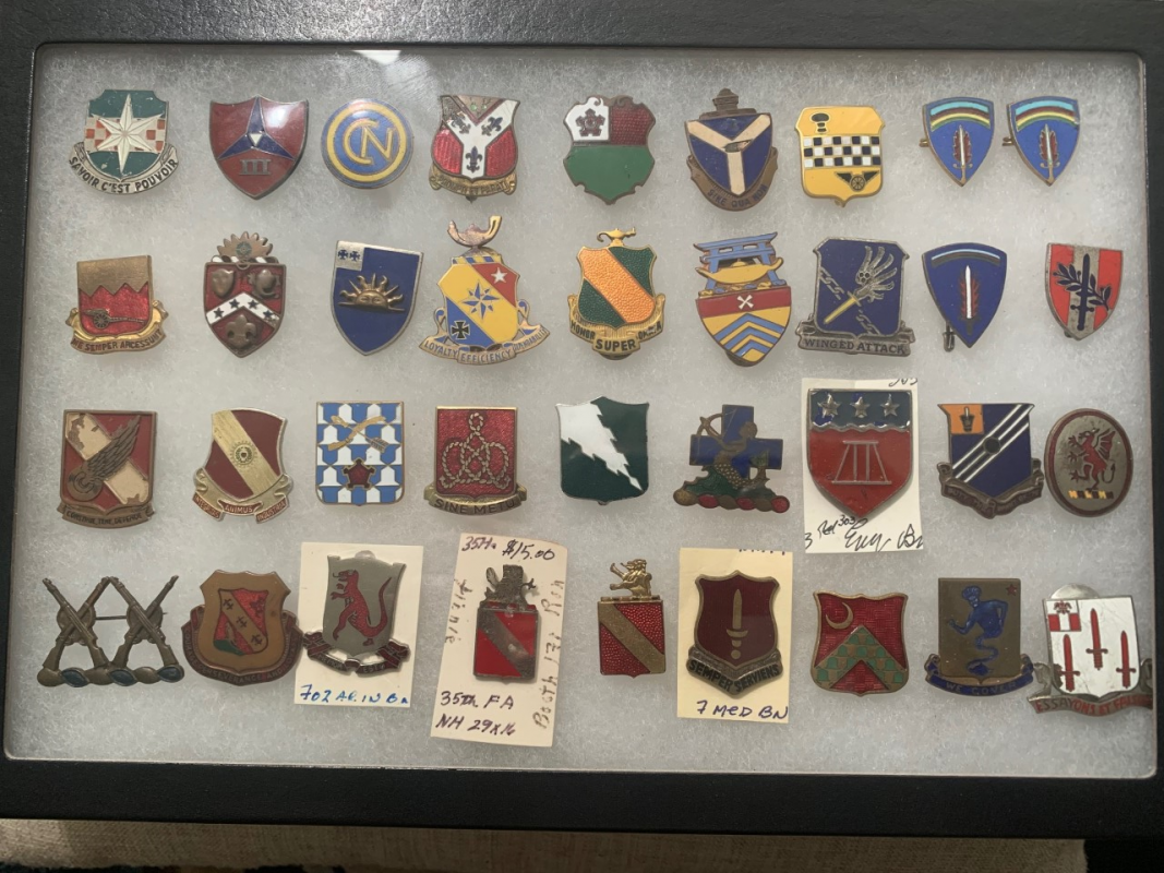 My collection after (roughly) a year - DISTINCTIVE UNIT INSIGNIA / UNIT ...