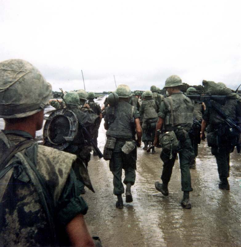 US Army use of the M1955 Flak Vest in Vietnam - BODY ARMOR - U.S ...