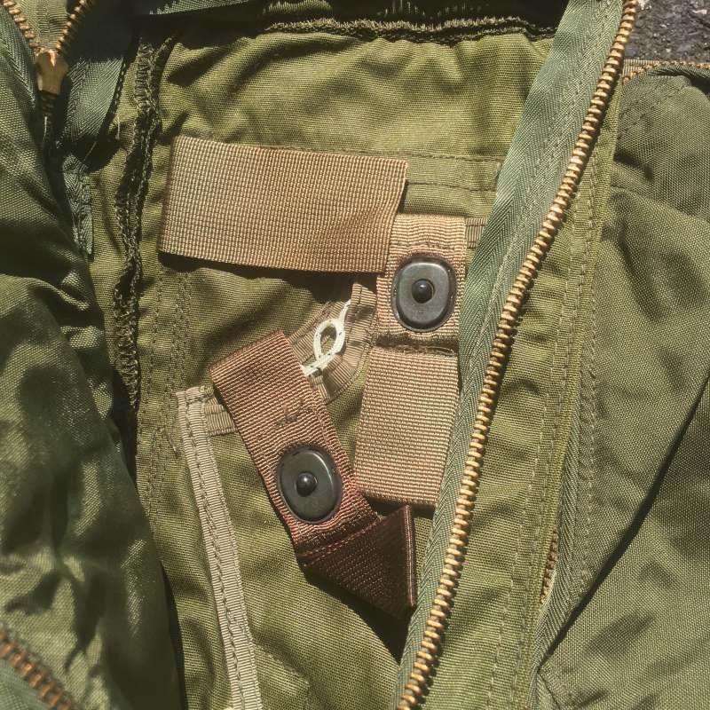 VEST, SURVIVAL, EQUIPMENT TYPE SV-2A - SURVIVAL GEAR - U.S. Militaria Forum