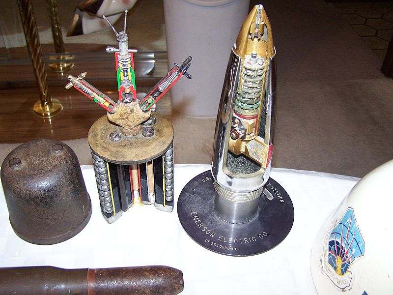 Inert ordnance from the Chickasha Militaria show the weekend - FIREARMS ...