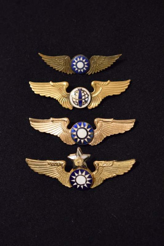 Is this China Pilots wing any good? - WING BADGES - U.S. Militaria Forum