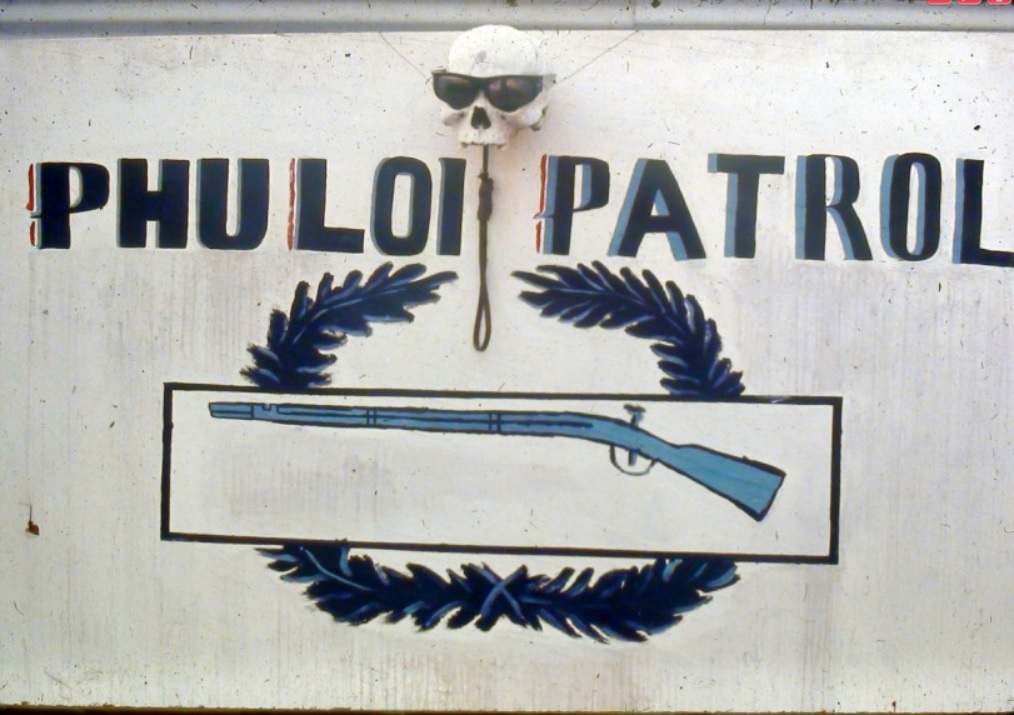 M-65 jacket w/ Phu Loi Patrol scroll, Combat Recon Patrol patch ...