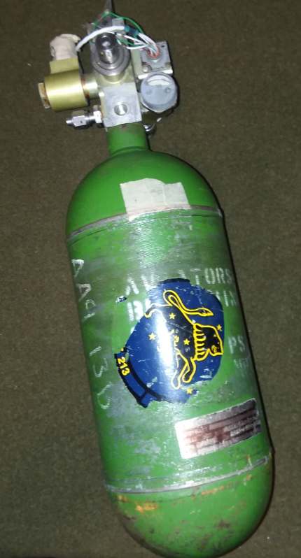 VFA213 Gox cylinder - MILITARY AIRCRAFT & AVIATION - U.S. Militaria Forum