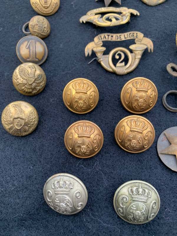 Spanish military souvenir uniform buttons - (1898-1916) SPANISH ...