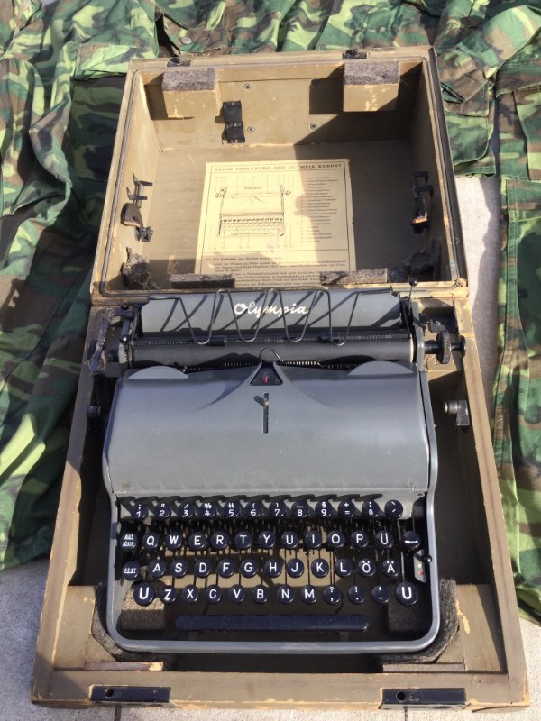German WW2 military typewriter - SPOILS OF WAR - U.S. Militaria Forum